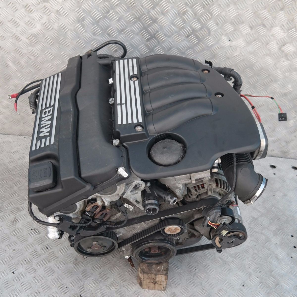BMW E87 E90 E91 120i 320i 150PS Motor Completo N46B20B 96 000 Km GARANTIA