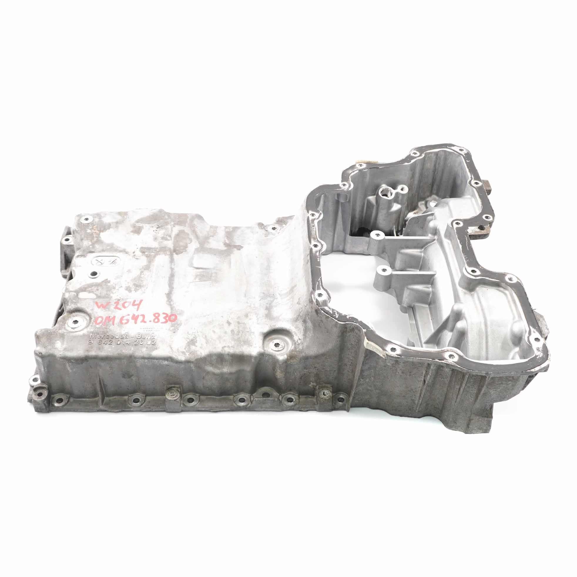 Mercedes W204 OM642 Diesel Engine Oil Sump Pan Overcasing Support ...